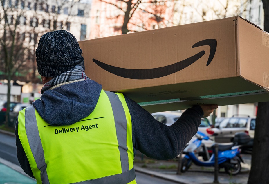 NYC Amazon Workers Vote to Authorize a Strike During Busy Holiday ...