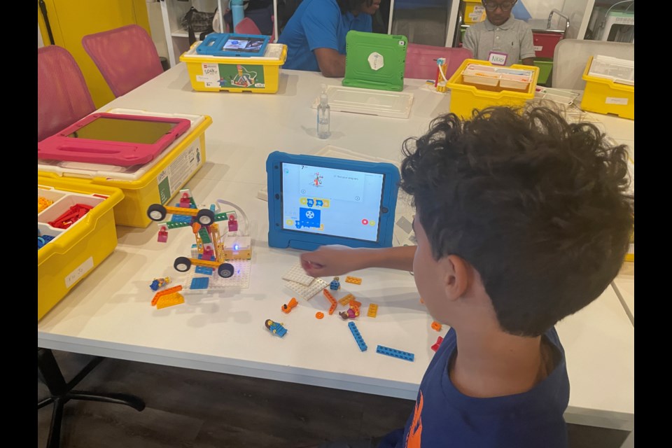From Basketball to STEM: Ex WNBA Player Engages Kids in Science and ...